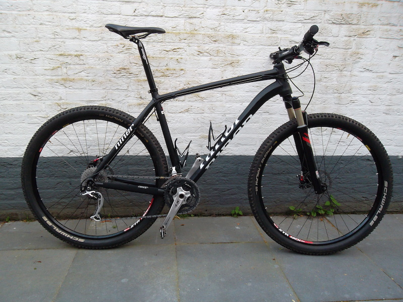 Niner EMD Black (update P2) - Mountainbike.nl