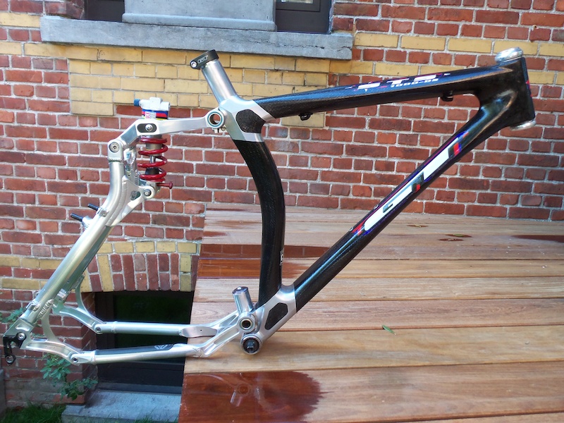 GT STS DS1000 (1998) sold | Retrobike