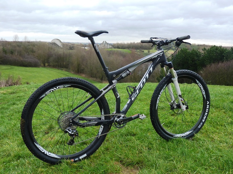 Scott Spark 29 Pro 2012 - Mountainbike.nl